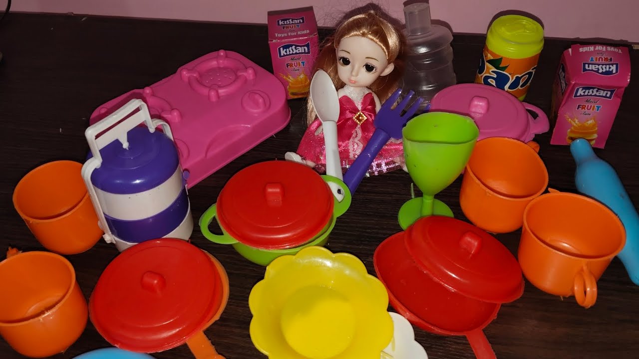 Jenni ka kitchen set ka unboxing #unboxing #doll #unboxingvideo # ...