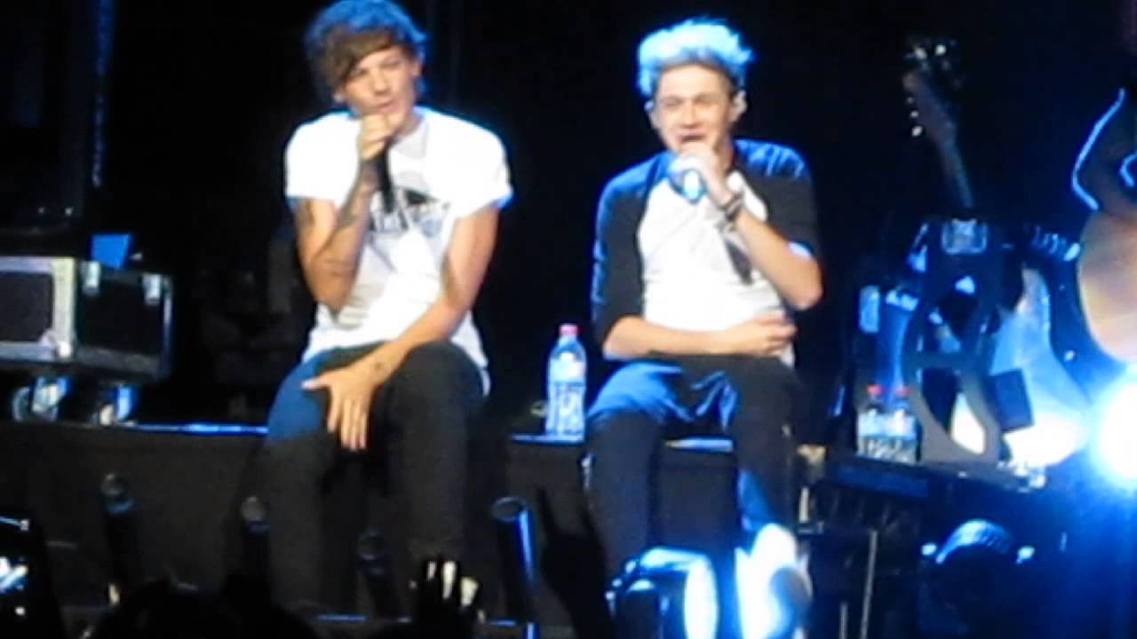 Over Again - One Direction, Allphones Arena, Sydney, 051013 (HD) - YouTube