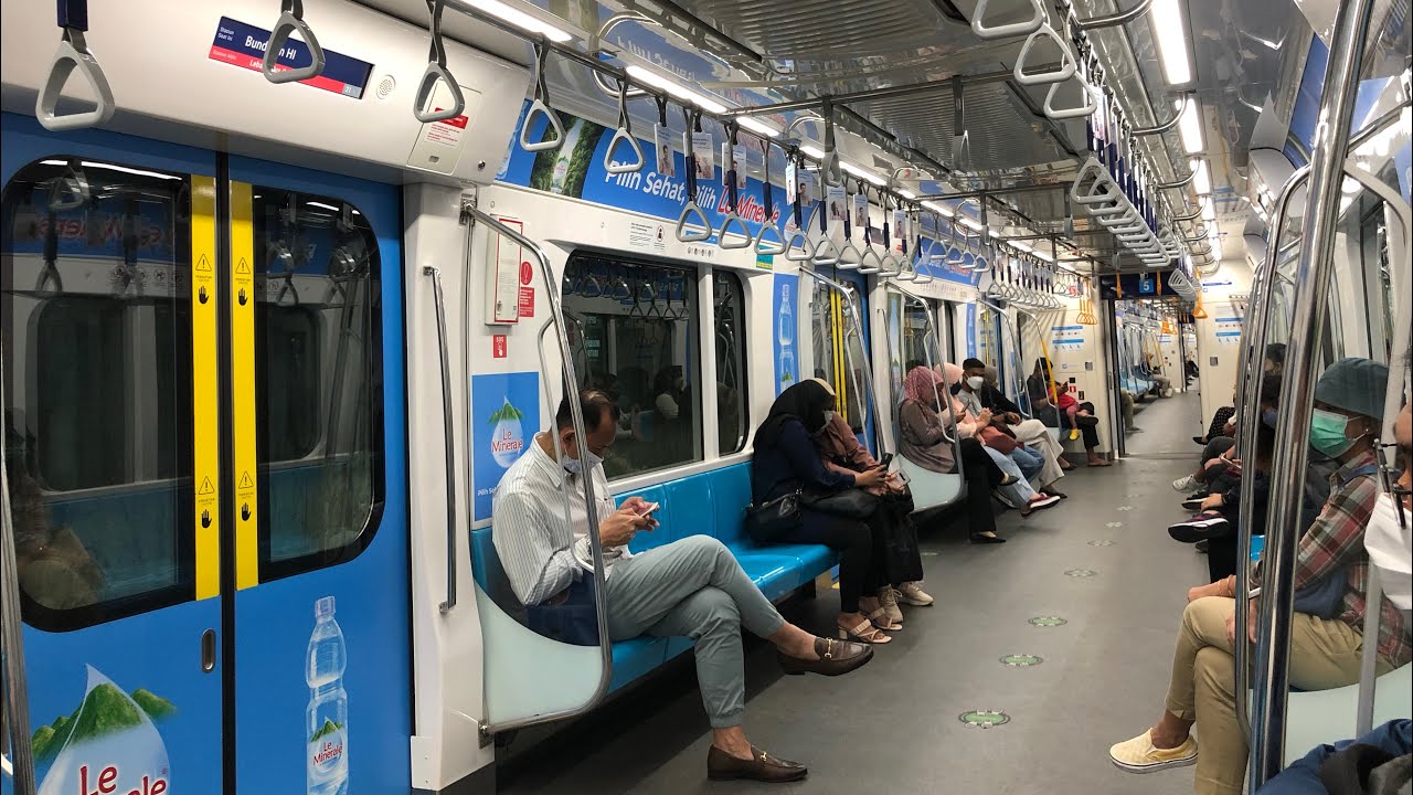 BARU PERTAMA KALI COBA NAIK MRT KE SCBD - NIGHT WALK IN JAKARTA Part 2 ...