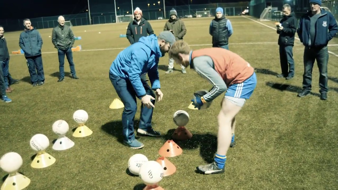 John Divilly 2 - Fun drill that increases player reaction times - YouTube