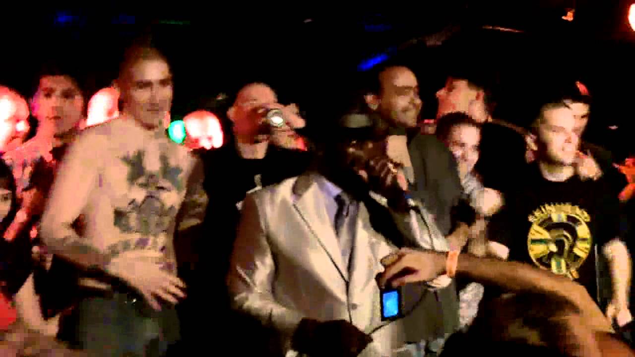 Roy Ellis (Symarip) - Skinhead Moonstomp - YouTube