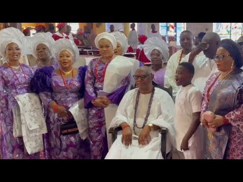 WATCH BEAUTIFUL MOMENT OONI IFE FIRST WIFE QUEEN MARIAM JOIN FAMILY TO ...