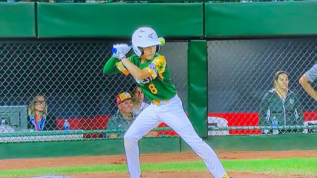 Reese Evenson Base Hit - 2023 LLWS - Texas vs North Dakota !!! - YouTube