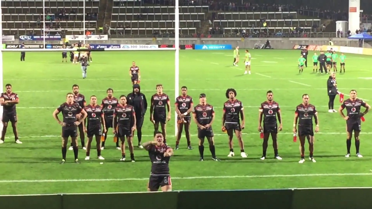 Issac Luke warriors Haka - YouTube
