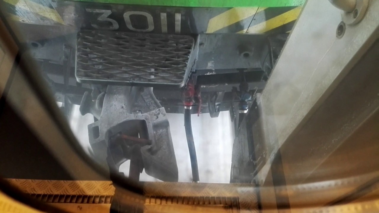 VR Sr1 3011 0-140 km/h Intercity 414 - YouTube