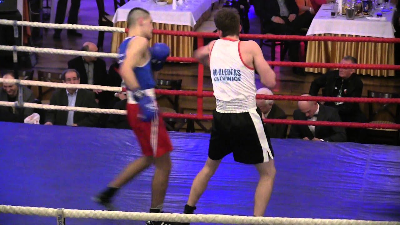 Adrian Wiesiołek vs Andrej Rigo - YouTube