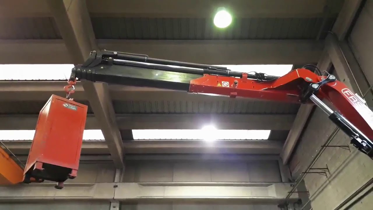 FASSI F195A 25 '05 - YouTube