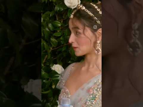 alia bhatt sexy saree #aliabhatt #ranbirkapoor