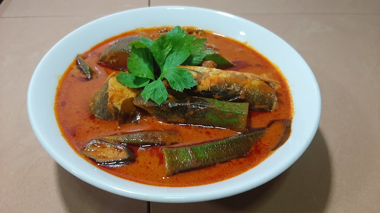 🍛🐟KARI IKAN KACANG [ BARRACUDA FISH CURRY ] 🐟🍛SEDAP DAN ENAK [ TASTY ...