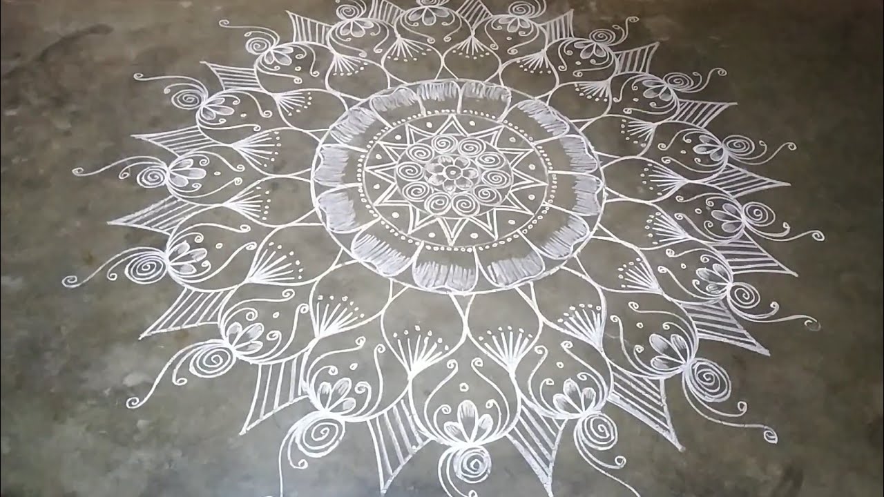 Big rangoli design / Beautiful Rangoli design - YouTube