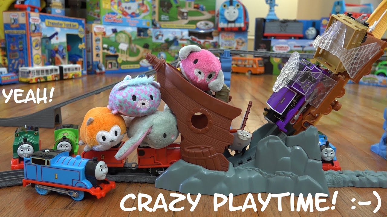 Thomas & Friends Shipwreck Rails Set Playtime + Stackins Small Plush ...