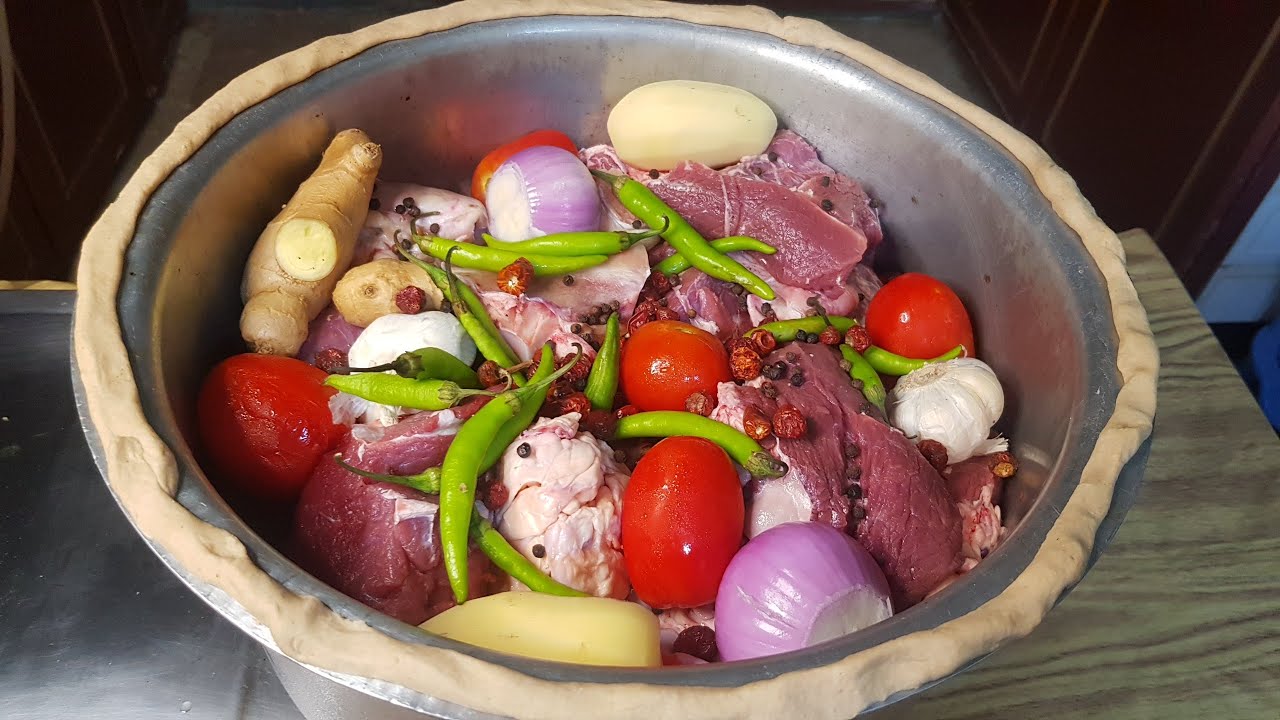 SPICY BEEF DAM PUKHT a Fabulous Beef Recipe with subtitles - YouTube