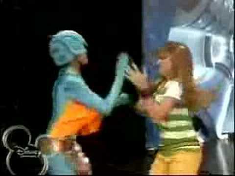 Do Girls Always Fight Like This? Ft. the Disney Stars - YouTube