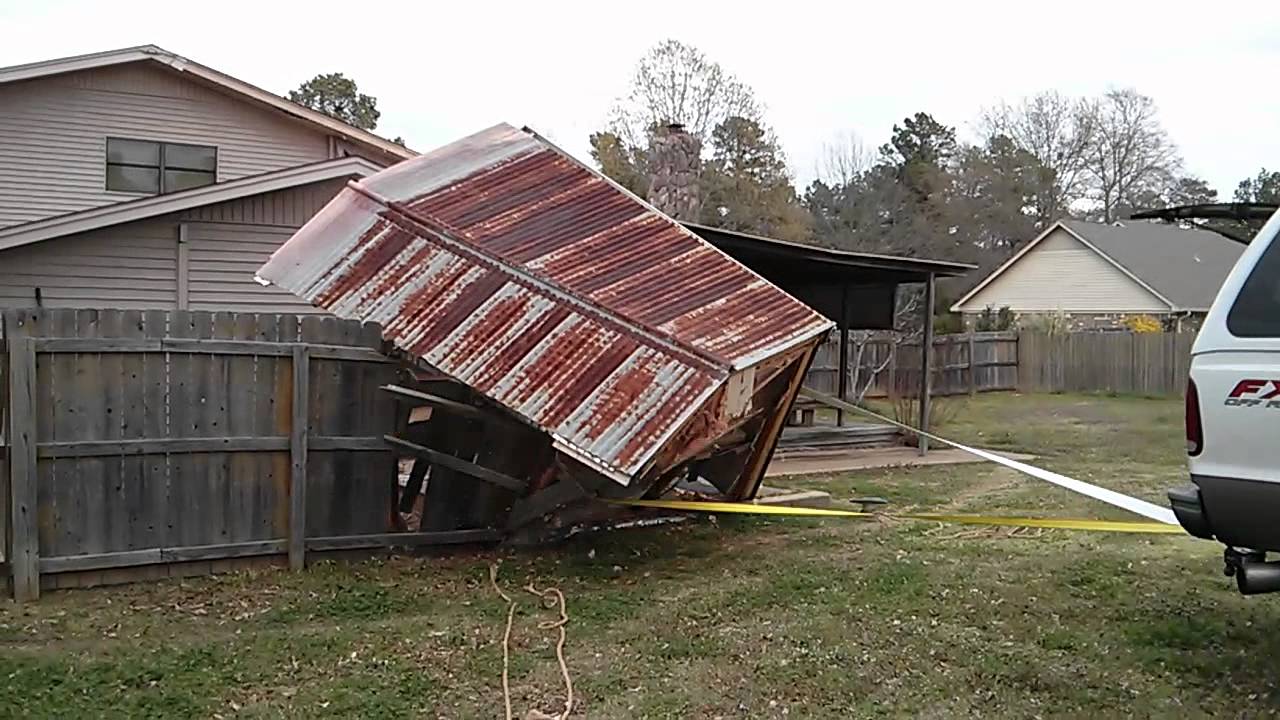 How to demo a shed - YouTube
