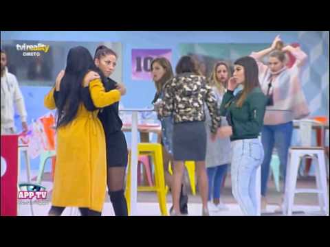 Rui enerva-se e parte televisão