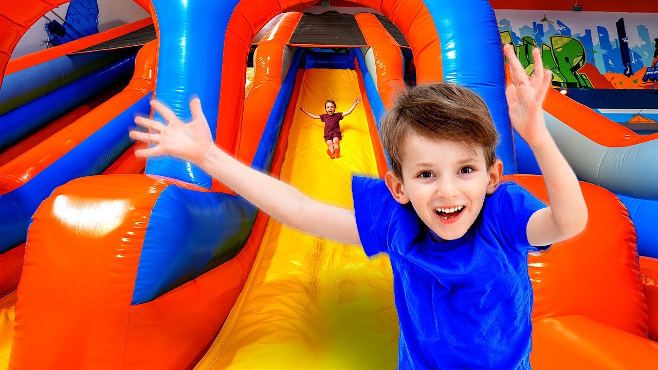 GIANT Inflatable Castle with Surprise Boxes | Best Challenge ...