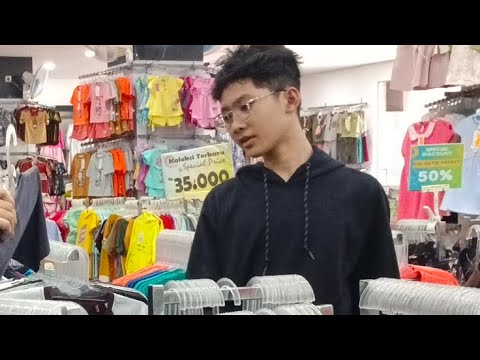 Sebelum balik ke Ponpes, Kakak Baim beli perlengkapan dulu, Ahad 29 ...