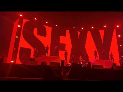 Tata Young - Sexy, Naughty, Bitchy @ 20th MOS-TATA Concert