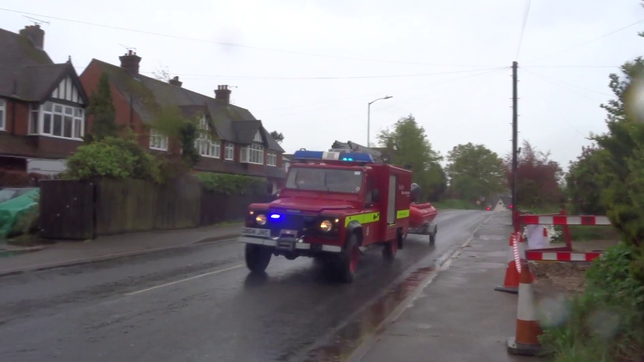 [RARE] - KFRS Fire Engine Responding with Water Safety Unit. - YouTube