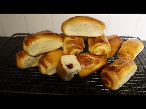 Soft Raspberry Jam Buns - YouTube
