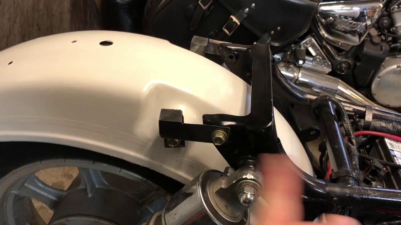 Kawasaki Vulcan VN750 custom fender mounts - YouTube
