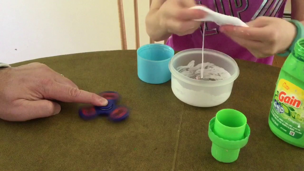 FIDGET SPINNER vs SLIME (Without Borax)😱 - YouTube