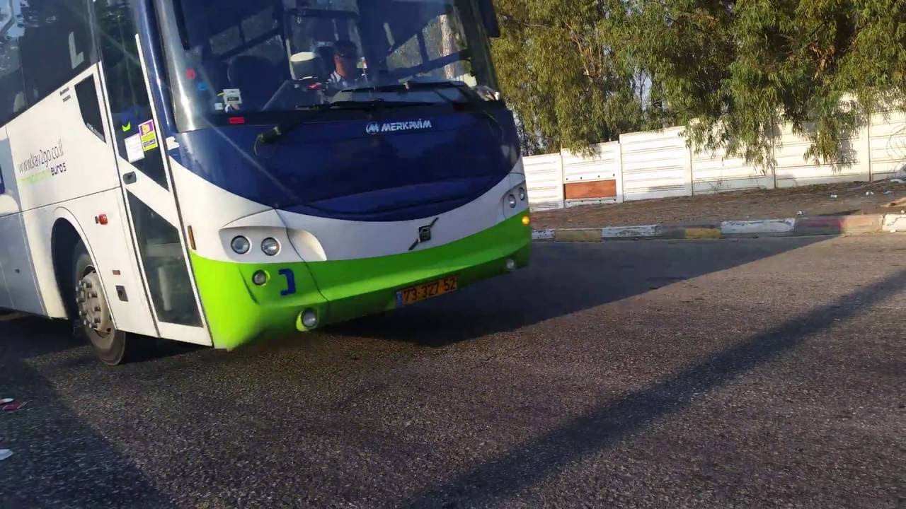 Mercedes Benz Oc500 of Egged on Route 921 and Volvo B7R of Kavim on ...