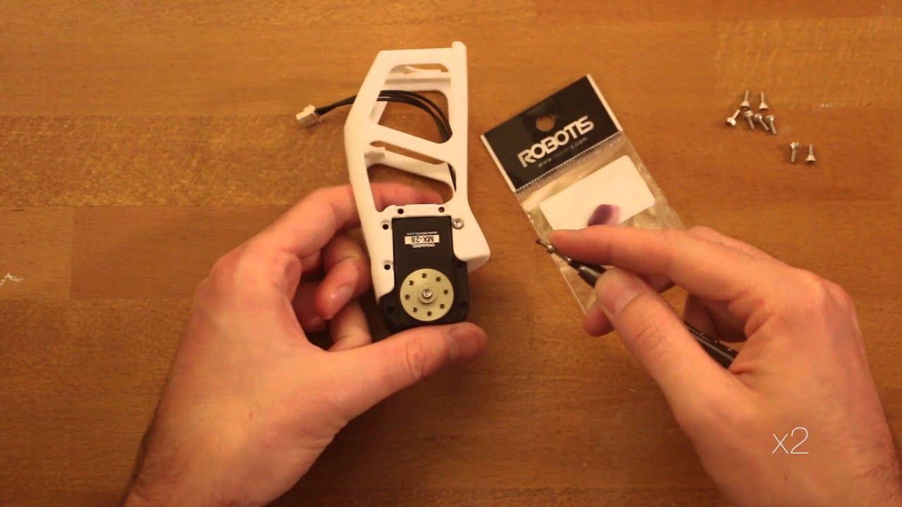 Left Poppy Basic Arm 2/4: Upper arm assembly - YouTube