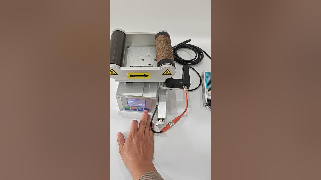 PG200A All-In-One Servo Web Guiding Control System Line Edge Position EPC Guide Controller - YouTube