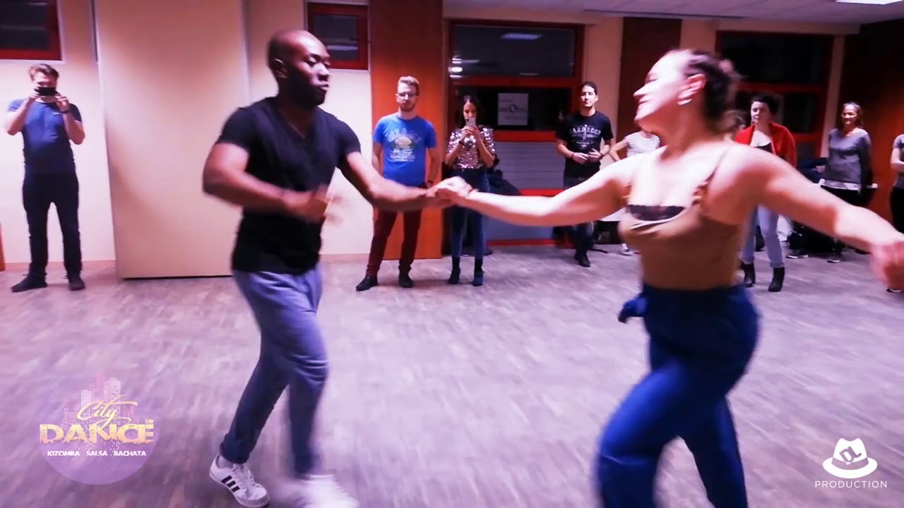 VIDEO : SALSA - SUELTA - KEVIN & Maud - CITY DANCE - YouTube