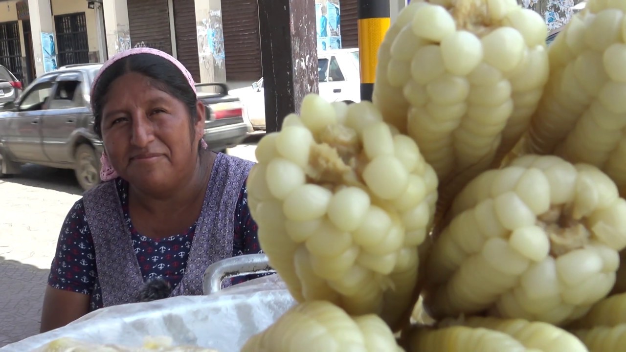 Encontramos los choclos más sabrosos de Bolivia ! - YouTube