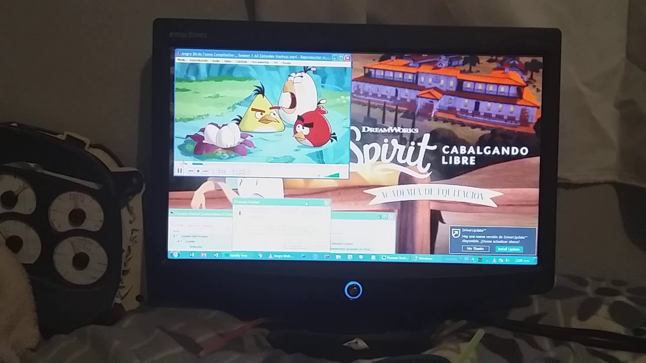 Chuck Screaming Has BSOD Part 2 - YouTube