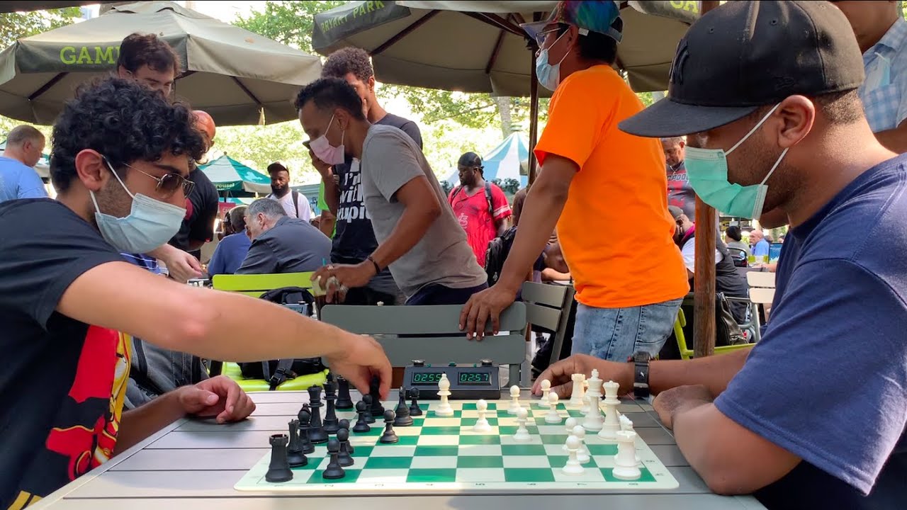 *HUSTLING* with NYC BRYANT PARK Chess Hustlers!! (Part 2) - YouTube
