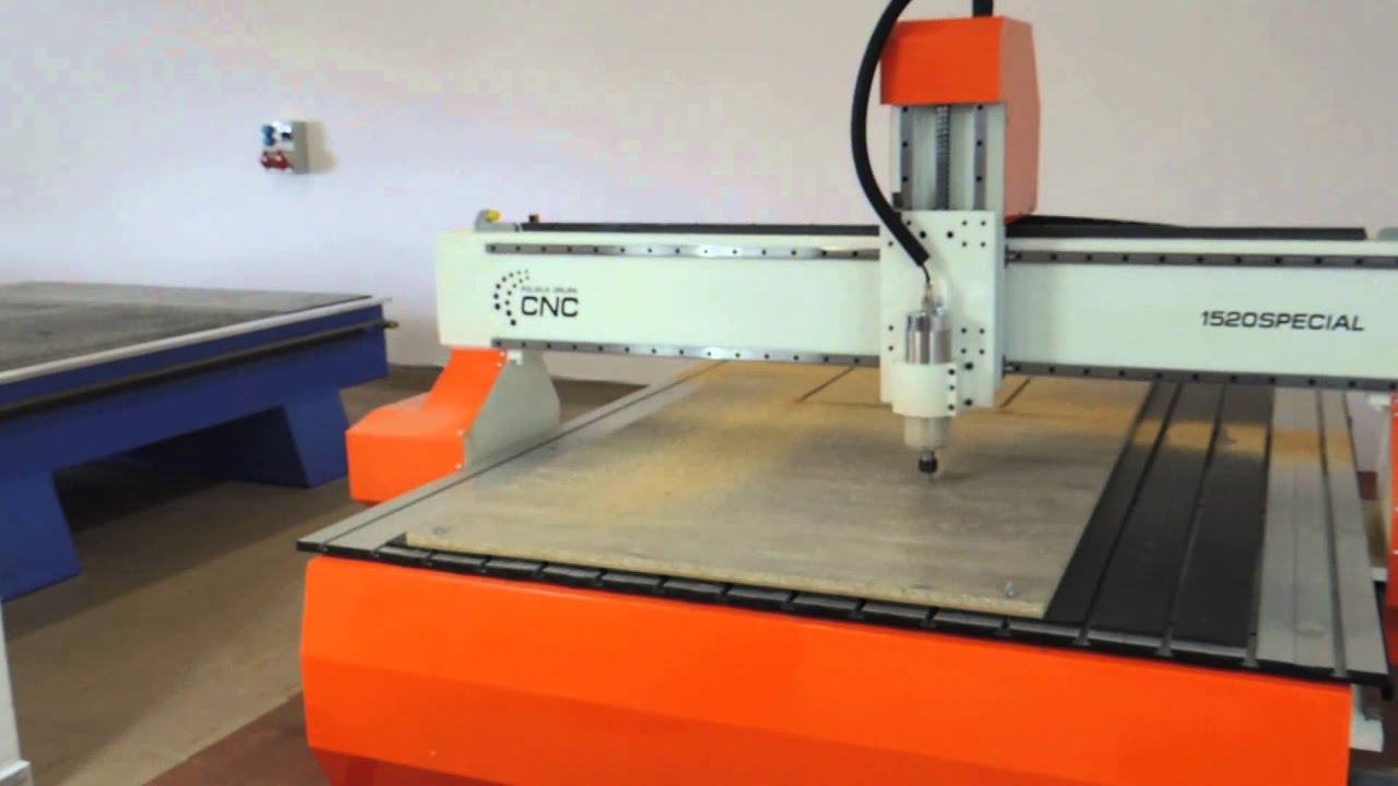 Ploter Frezujący - Polska Grupa CNC - 1520Special - YouTube