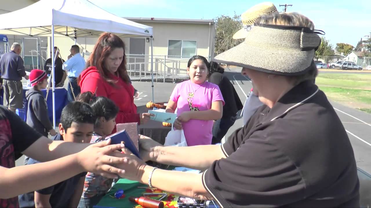 Children First Campaign's Thanksgiving Celebration - YouTube