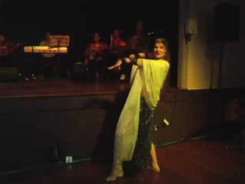 Belly dance by Hannah Romanza (part 1)
