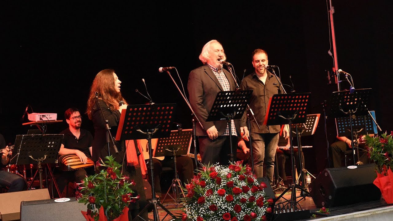 ΑΠΟΣΠΑΣΜΑΤΑ ΑΠΟ ΤΗ ΣΥΝΑΥΛΙΑ ΤΟΥ Θ. ΜΠΑΚΑΛΑΚΟΥ ΣΤΗΝ ΕΚΔΗΛΩΣΗ ΓΙΑ ΤΑ 100 ...