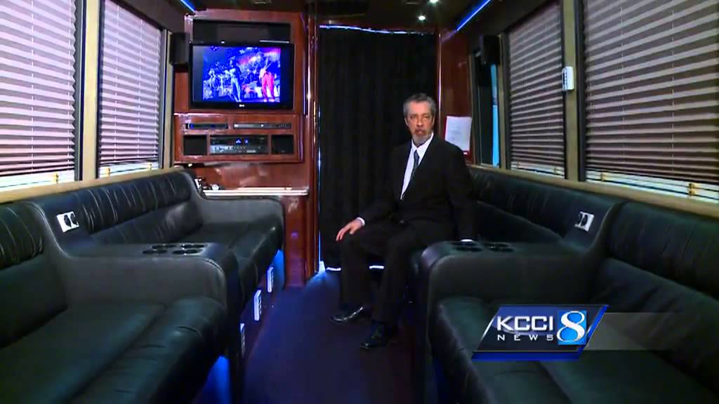 Check out this extreme tailgating bus - YouTube