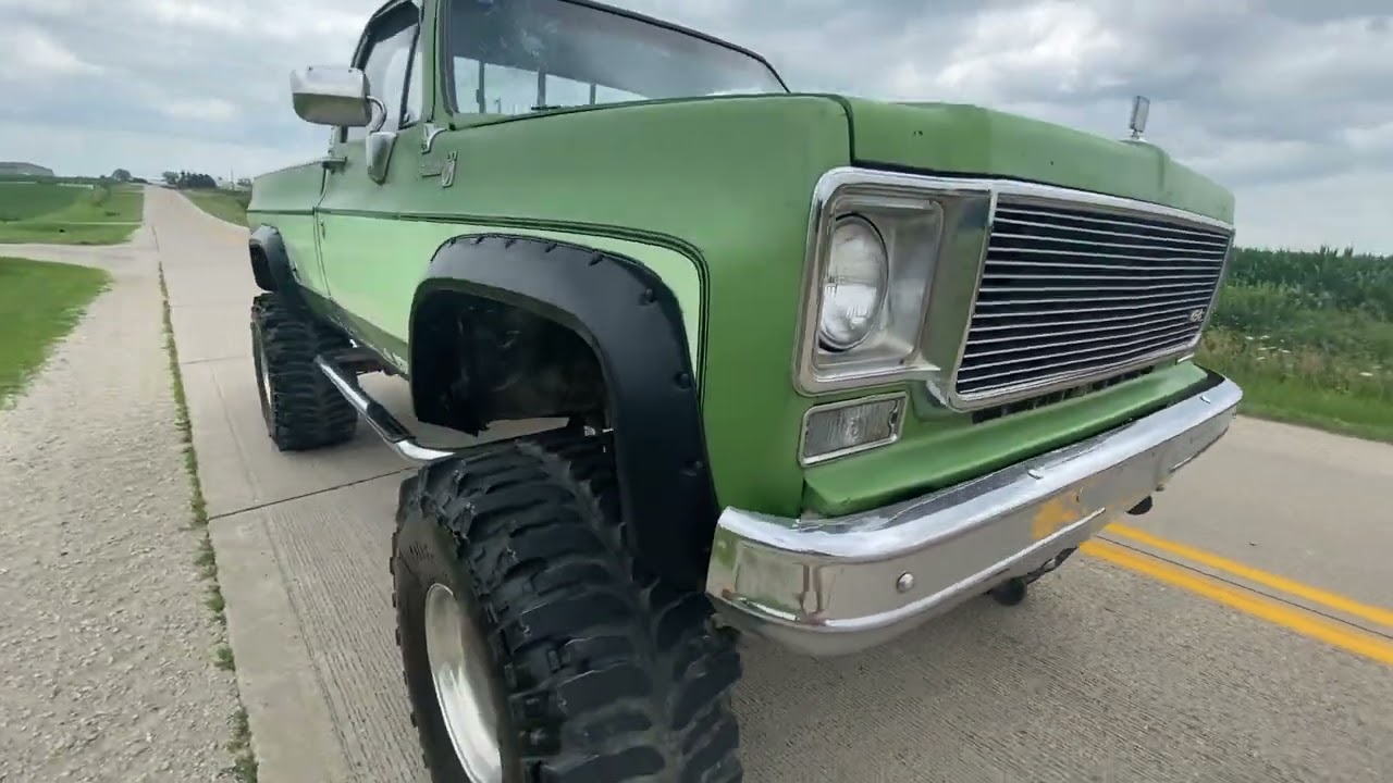 1976 Chevy c20 Scottsdale lifted 4x4 v8 454 - YouTube