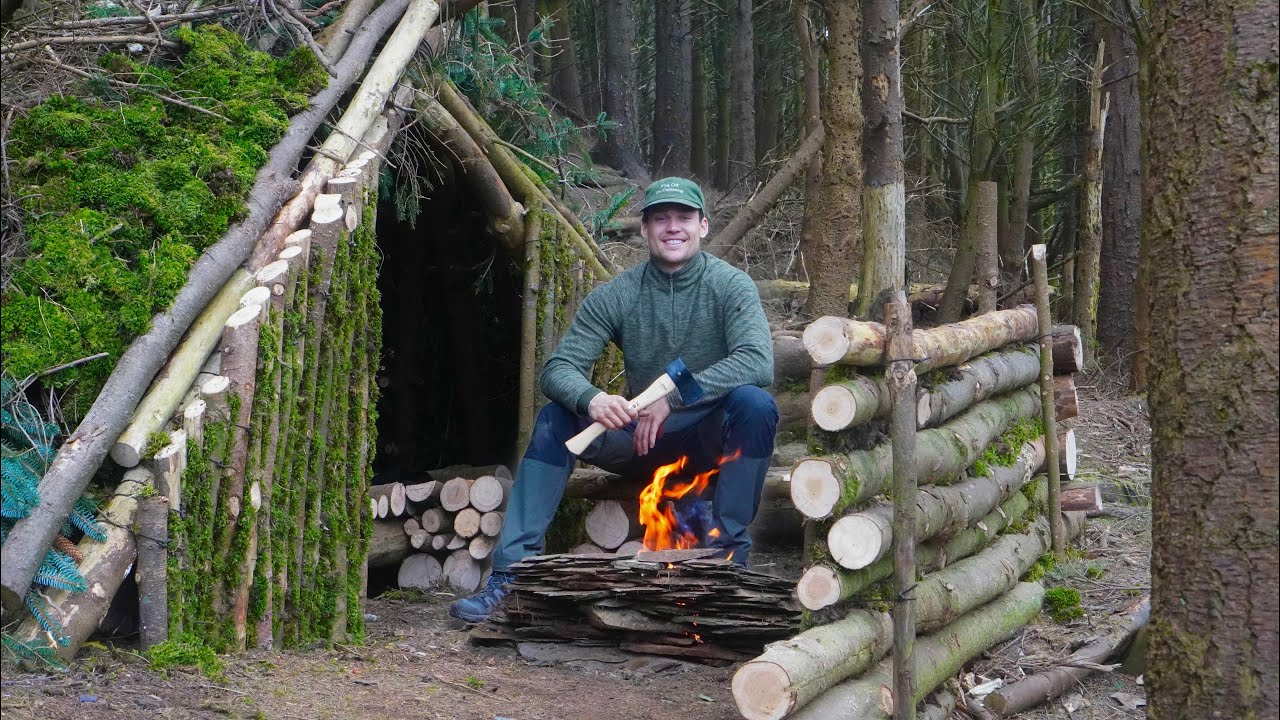 5 DAY BUSHCRAFT SHELTER BUILD: MINIMAL TOOLS - YouTube
