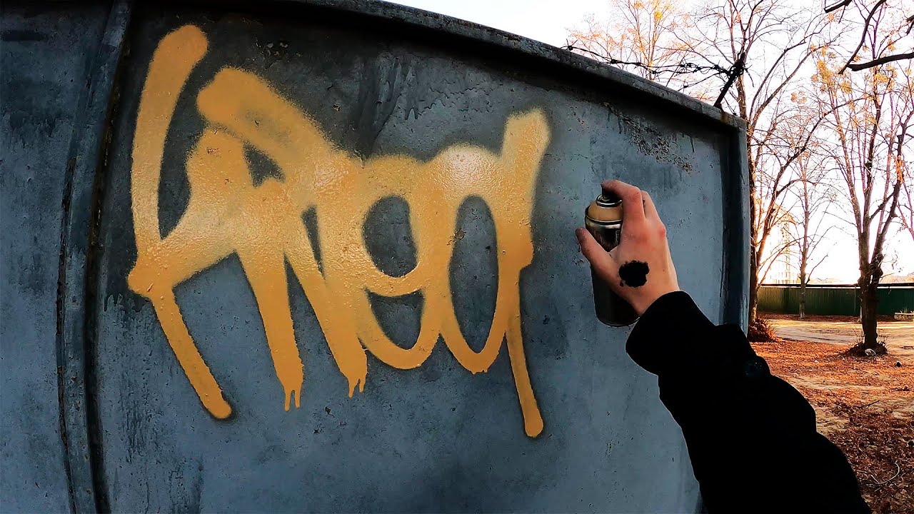 Graffiti Bombing. Tagging. - YouTube