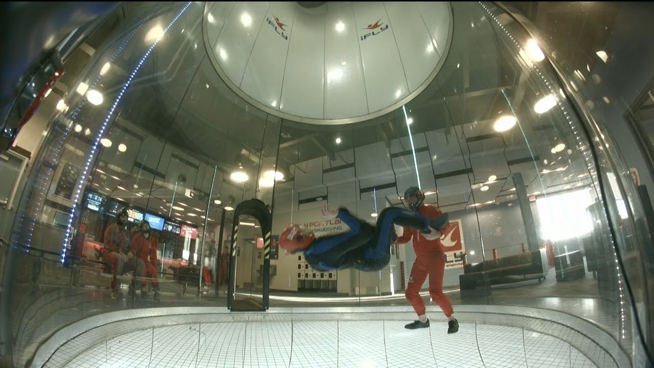 Indoor skydiving: back fly side sliding (Nick 015) - YouTube