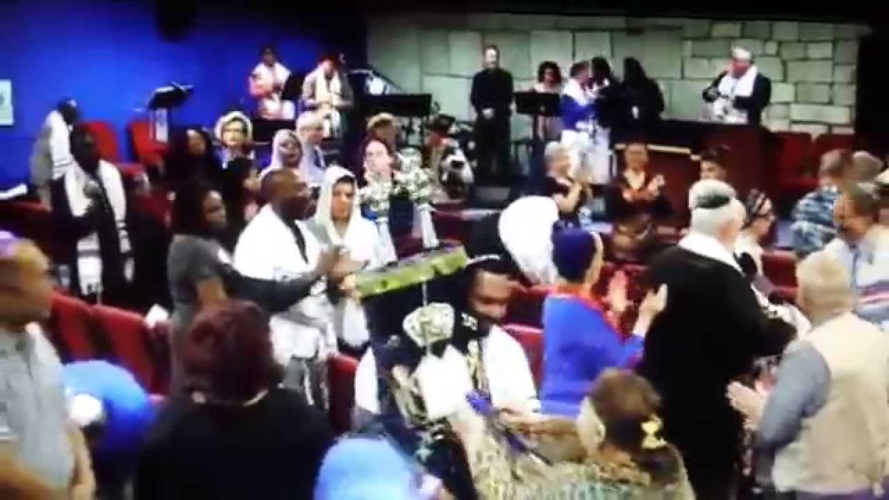 Messianic Synagogue - YouTube