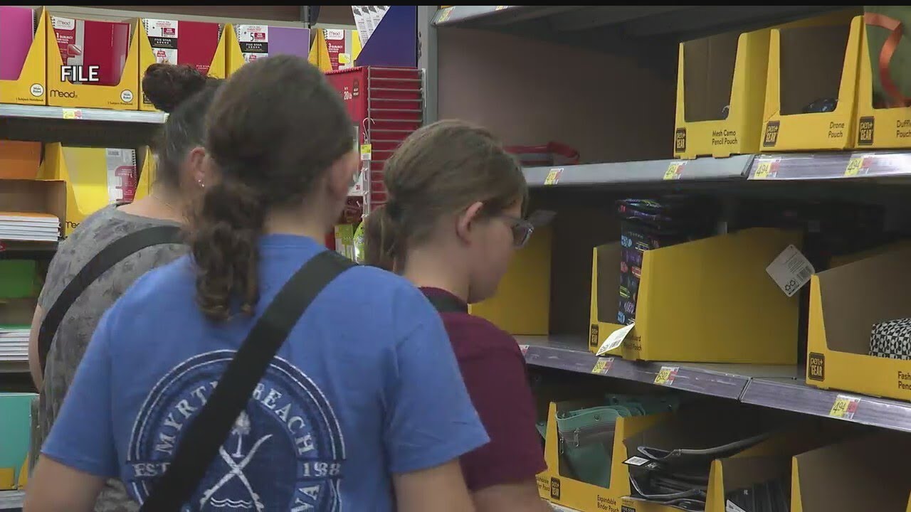 Detectives discuss back-to-school safety for students - YouTube