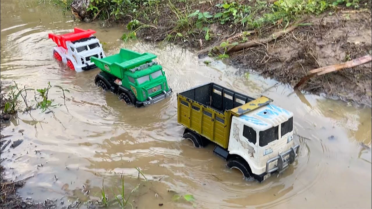 Mobil Dam Truk Besar Terobos Banjir dan Temukan Mobil Mobilan truk ...