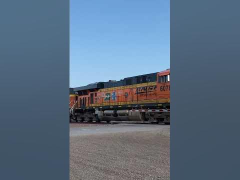 BNSF 6078 25th anniversary unit trails on a coal train! - YouTube