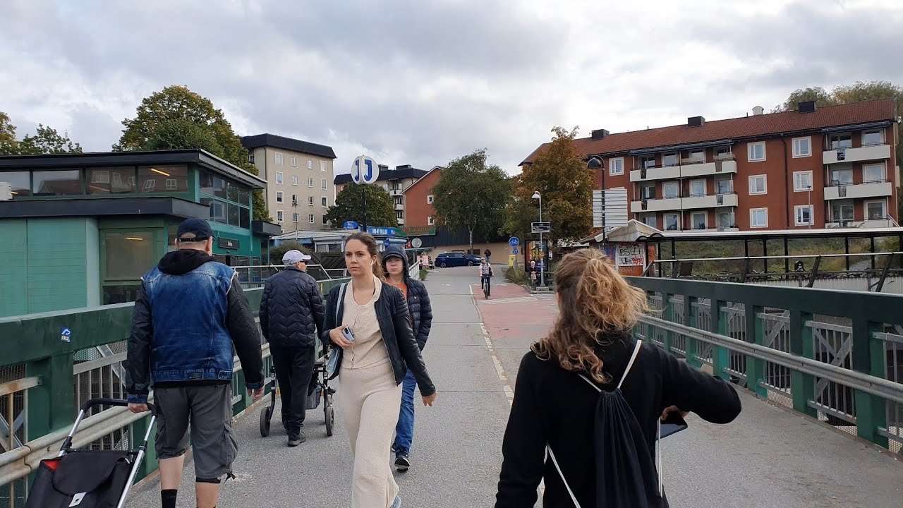 Sweden, Solna - Hagalund (Blåkulla) #220 - YouTube