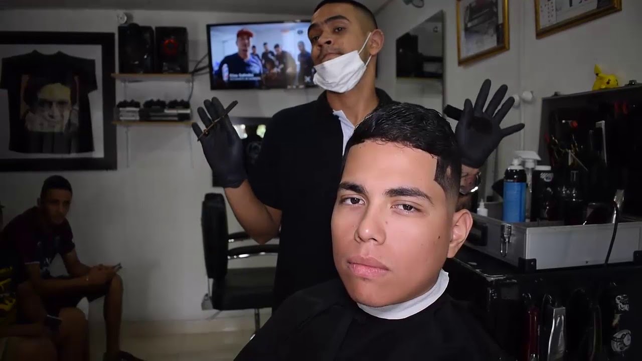 Humor en la barber, Yo soy el mejor, soy un monstruo en la Barbería ...