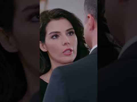 Romántico Primer Beso 💋 | No Te Enamores #shorts