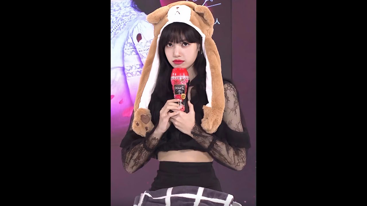 BLACKPINK LISA LIVE WITH DOWNY - #LISALiveWithDowny - YouTube